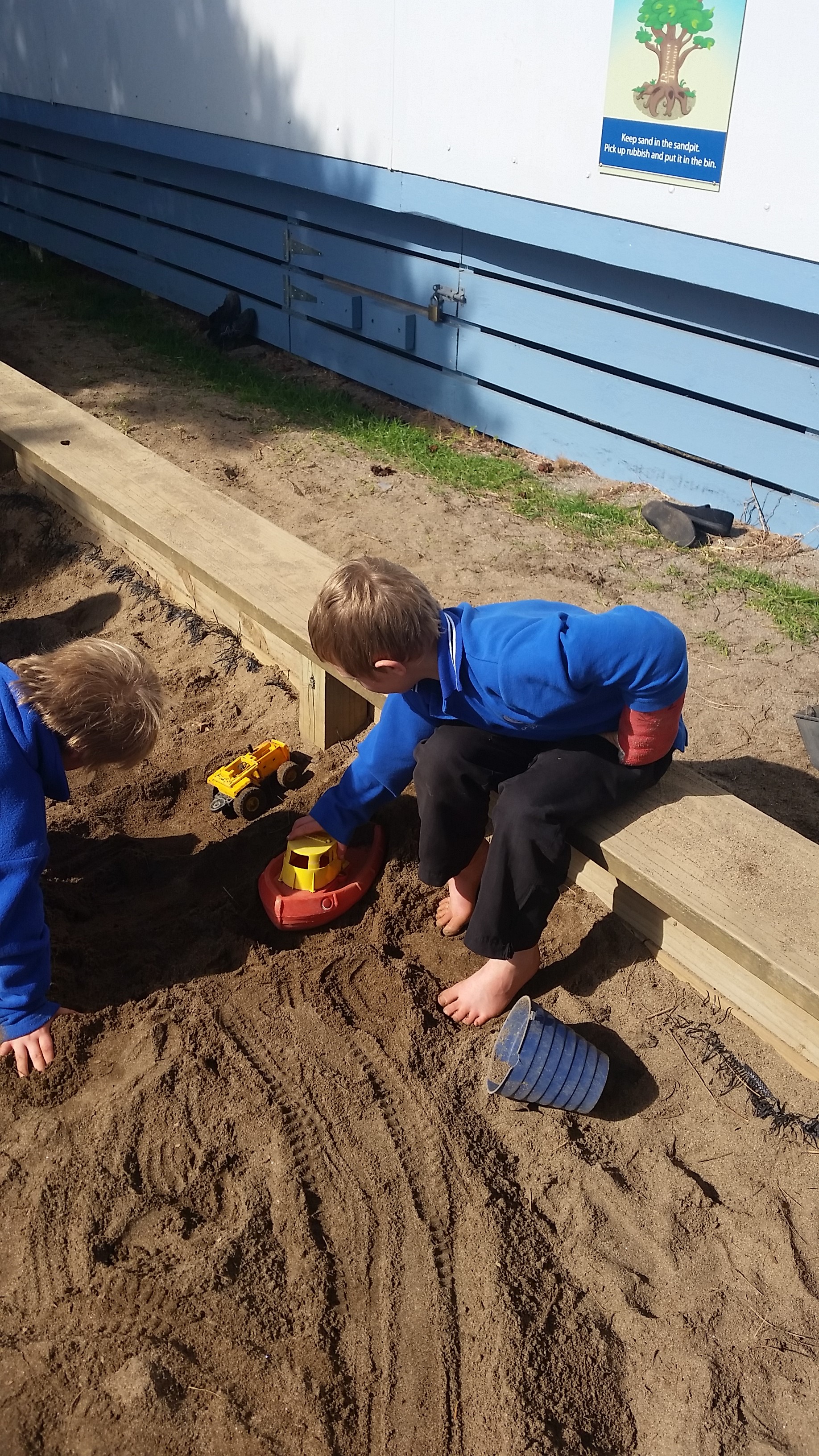 Woohoo for sunny days! | Glenbrook School