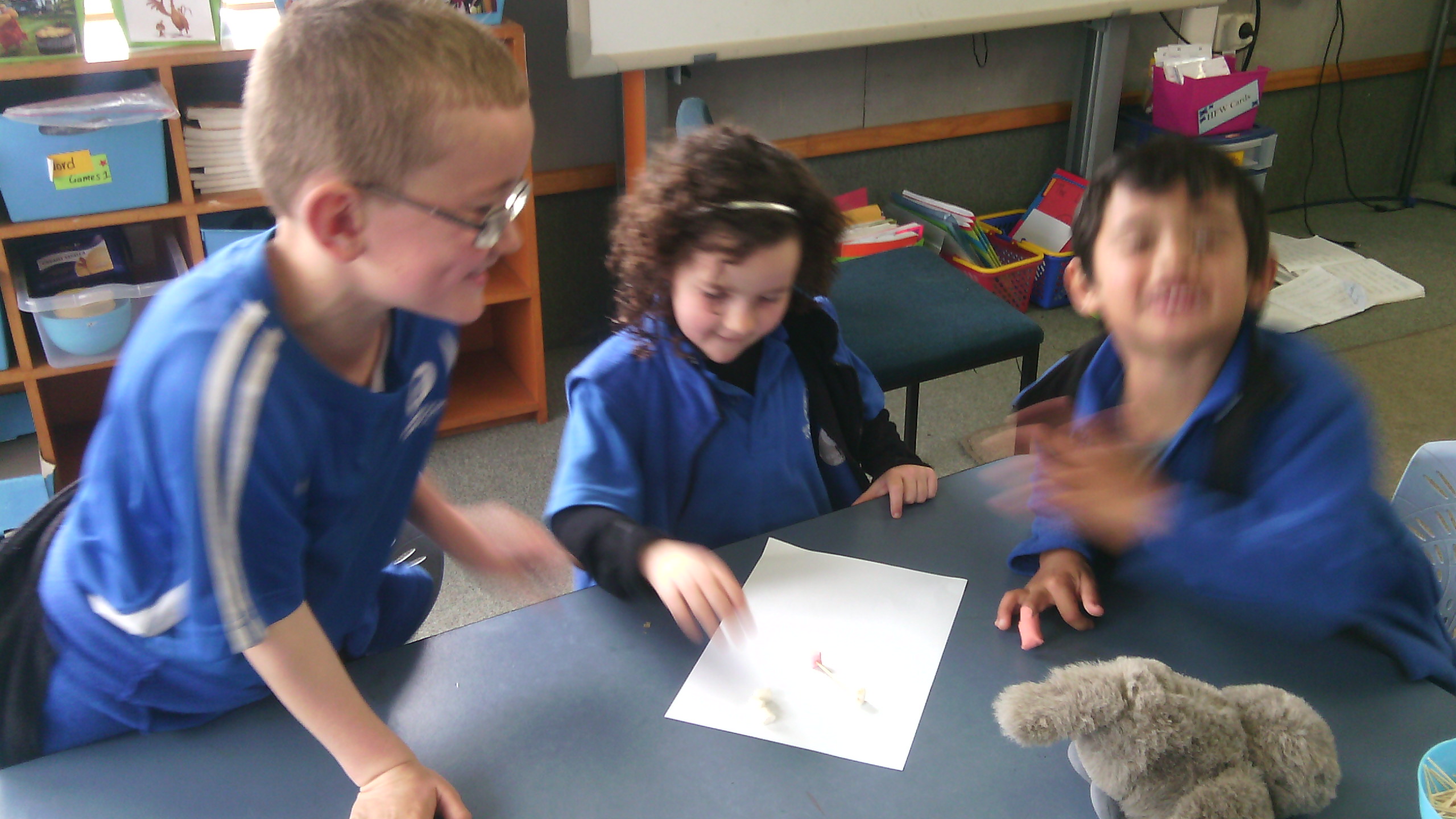 Earthquake Jelly Experiment | Glenbrook School