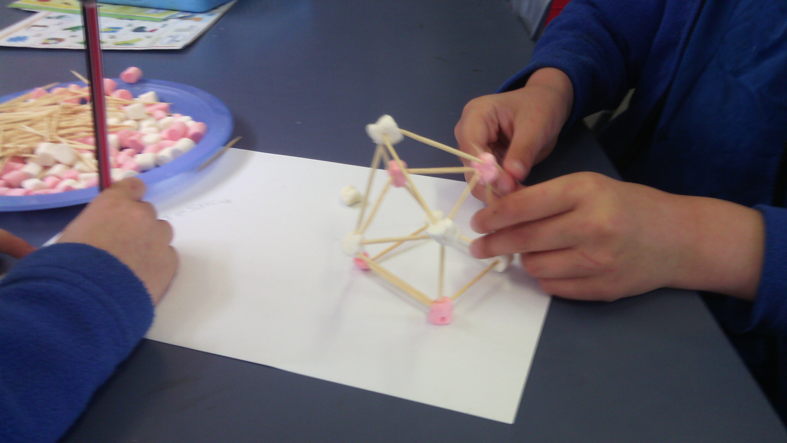 Earthquake Jelly Experiment | Glenbrook School