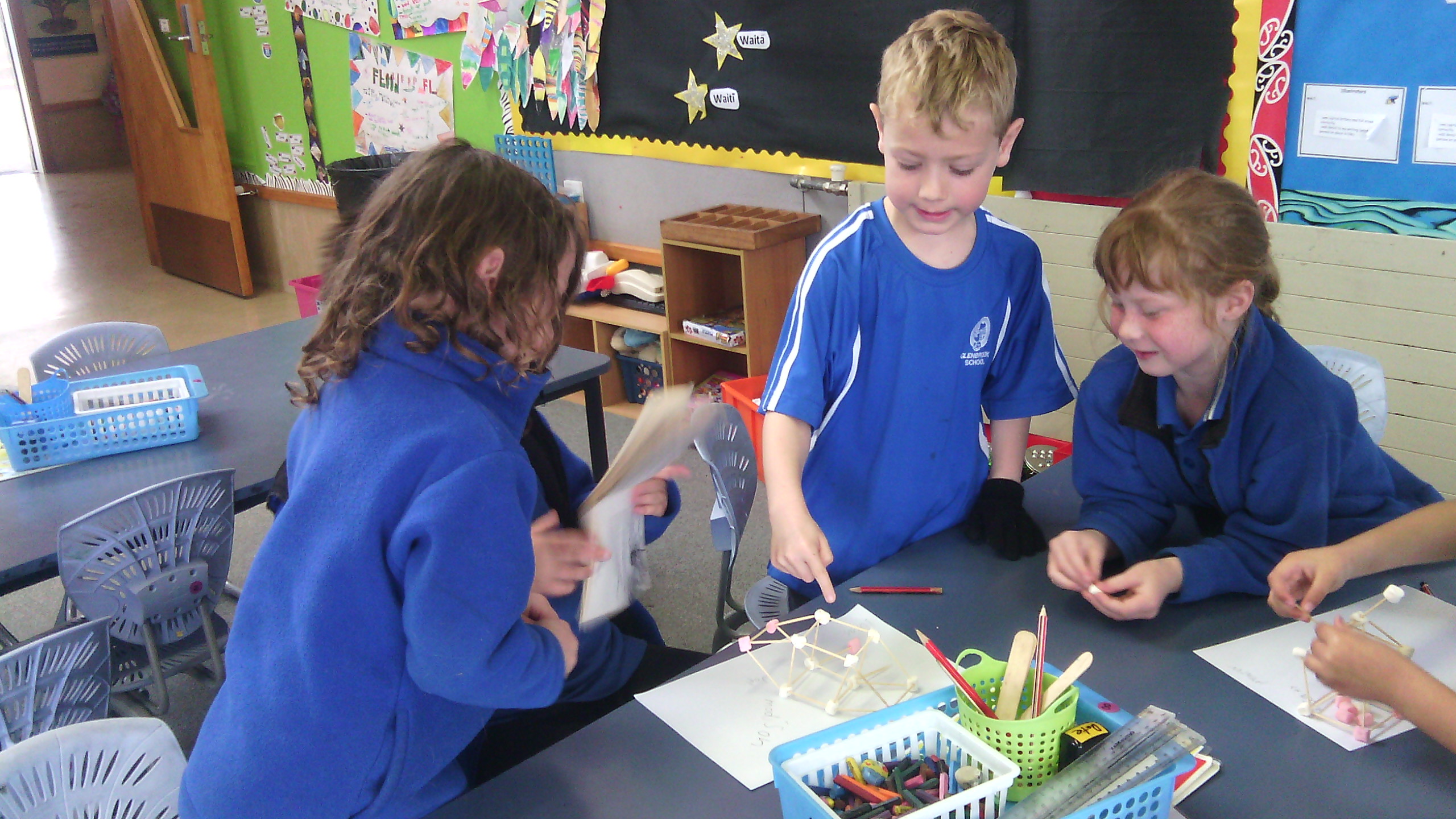 Earthquake Jelly Experiment | Glenbrook School